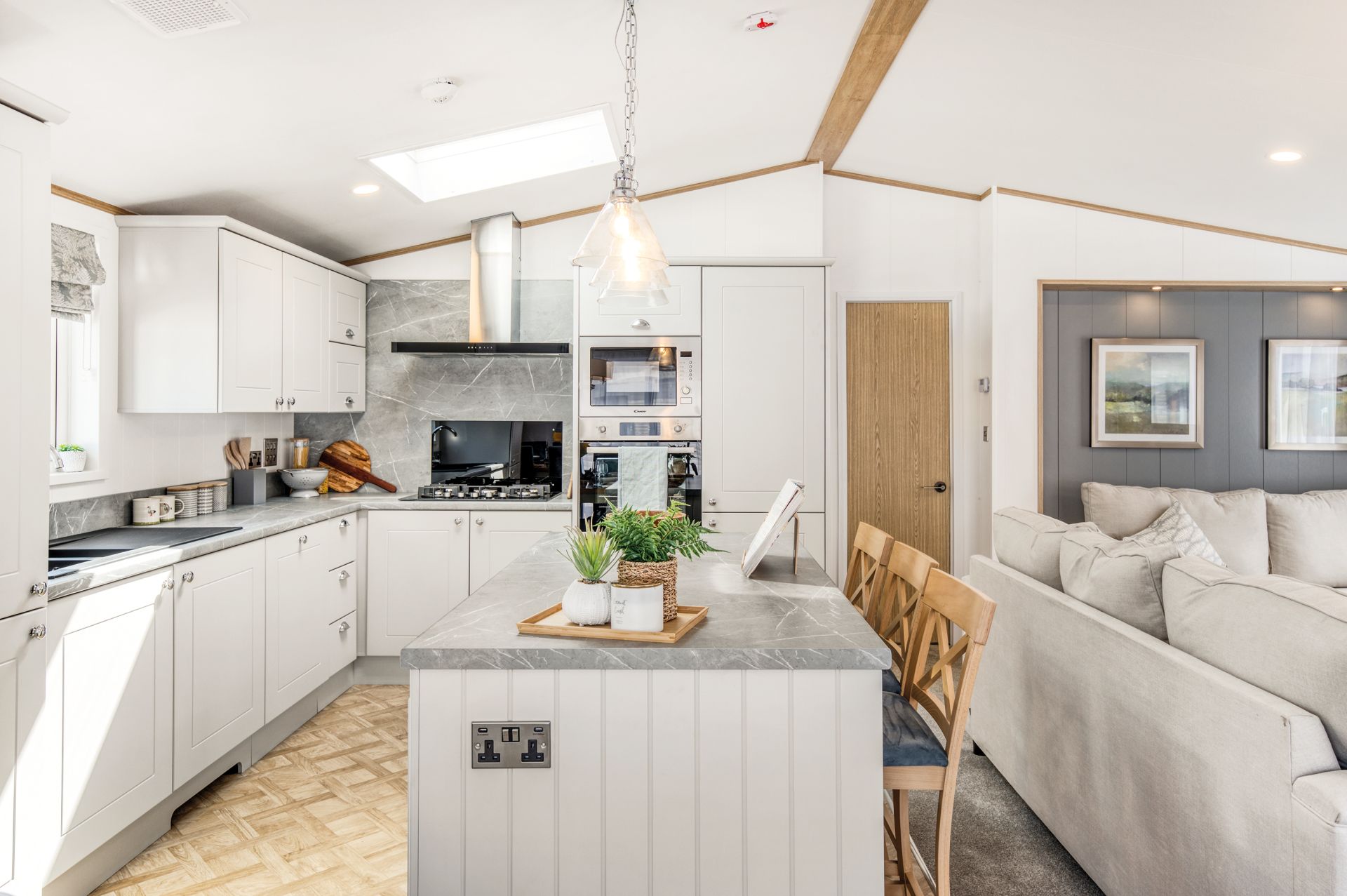 2025 Atlas Laburnum Lodge, 44ft by 22ft 2 Bedroom Luxury Lodge