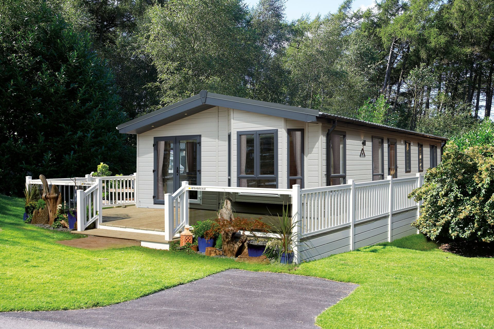 2025 Atlas Lilac Lodge For Sale, 2 or 3 Beds in 4 Layouts
